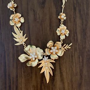 Express | Jewelry | Express Pearl Flower Chain Necklace | Poshmark